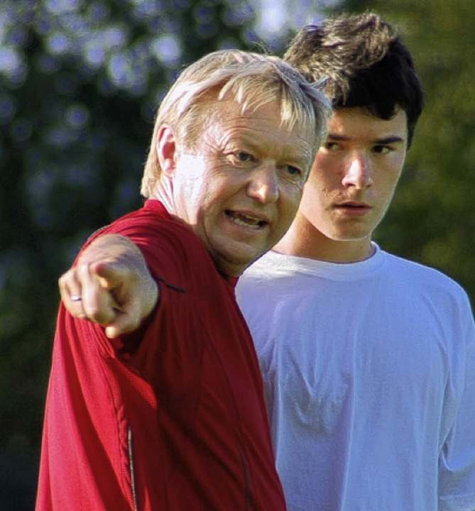 Freiburgs Fußballschule zu Gast beim FC - Steinen - Badische Zeitung