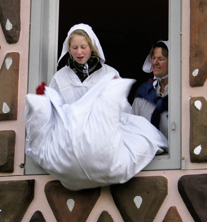 Frau Holle im Knusperhaus - Ettenheim - Badische Zeitung Frau Holle im Knusperhaus - Ettenheim - Badische Zeitung