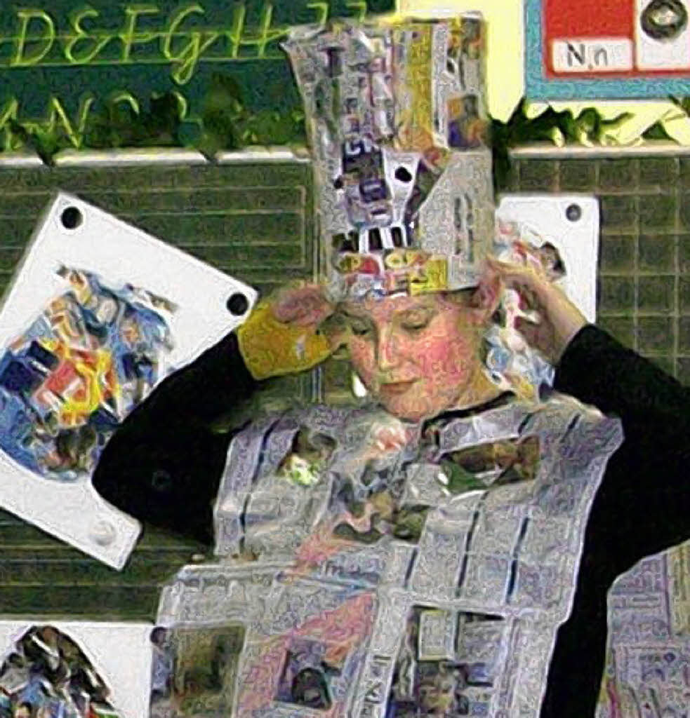 Kleidung aus BZ-Papier - Zisch-Texte - Badische Zeitung