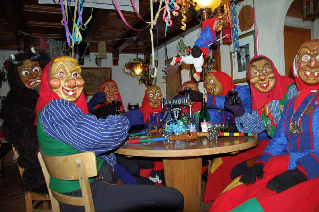 Gundelfinger Narren haben schon ihr Häs abgestaubt - Gundelfingen ...