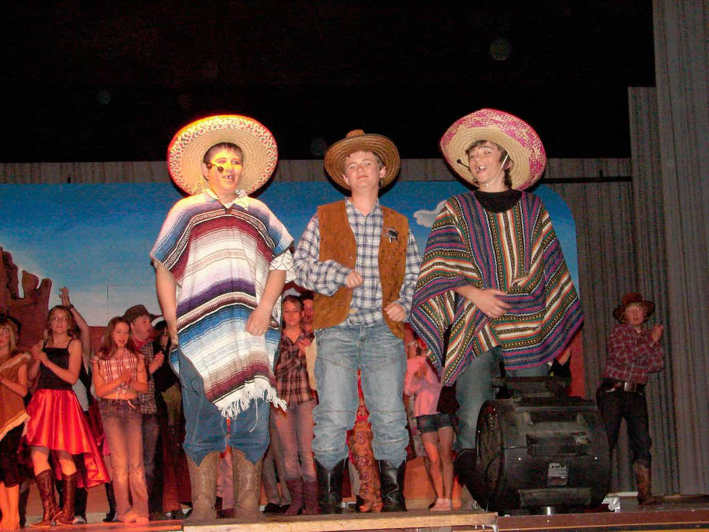 Wilde Westernshow der Realschule Löffingen - Löffingen - Fotogalerien ...