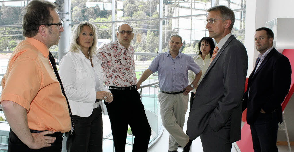 Bundestagskandidat Schuster besucht Einrichtungshaus Schweigert ...