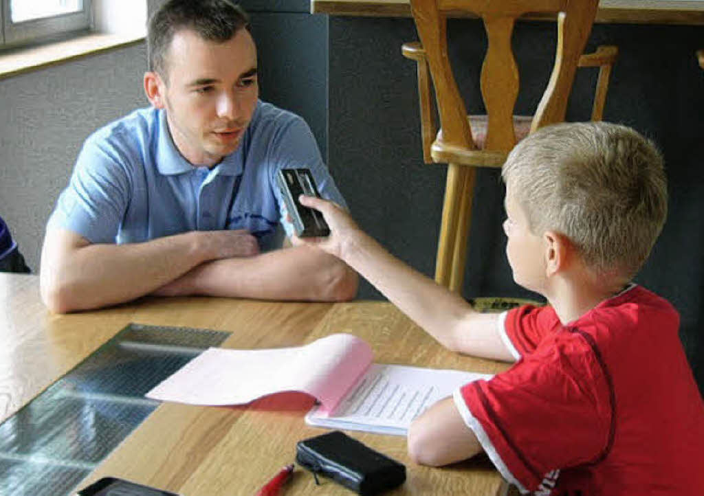 "Anderen helfen macht Spaß" - Zisch-Texte - Badische Zeitung