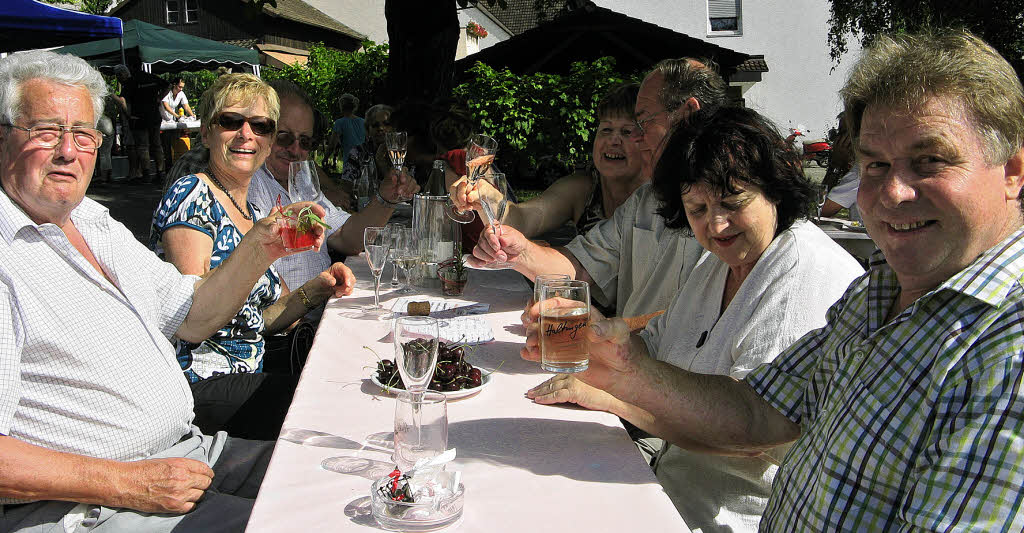 Feiern mit einem neuen Sekt - Weil am Rhein - Badische Zeitung