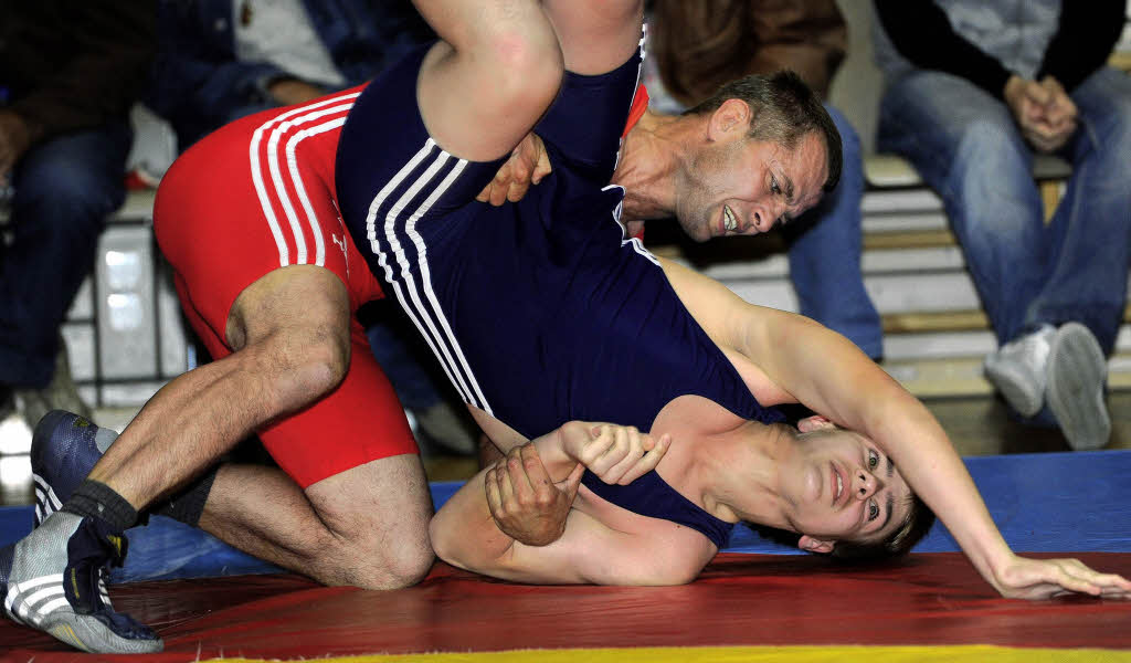 RG Hausen-Zell II bleibt im Spitzentrio - Ringen - Badische Zeitung