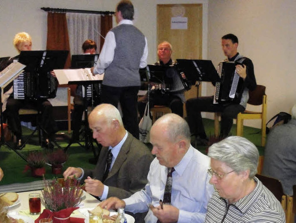 Tradition wird in Öflingen immer noch hoch gehalten - Wehr - Badische ...