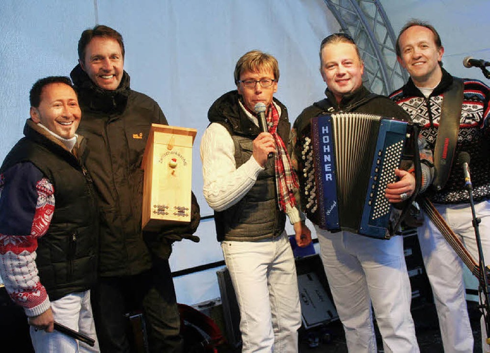 Tausende strömen in die Schlucht - Breitnau - Badische Zeitung