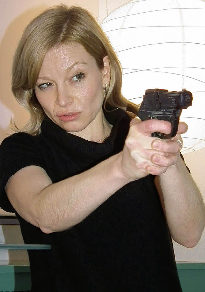 Zickenkrieg statt Tränen - Theater - Badische Zeitung