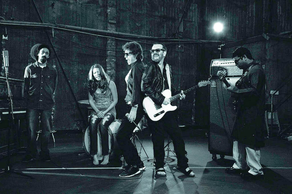 Superheavy mit Mick Jagger veröffentlichen ihr Debütalbum - Rock & Pop ...