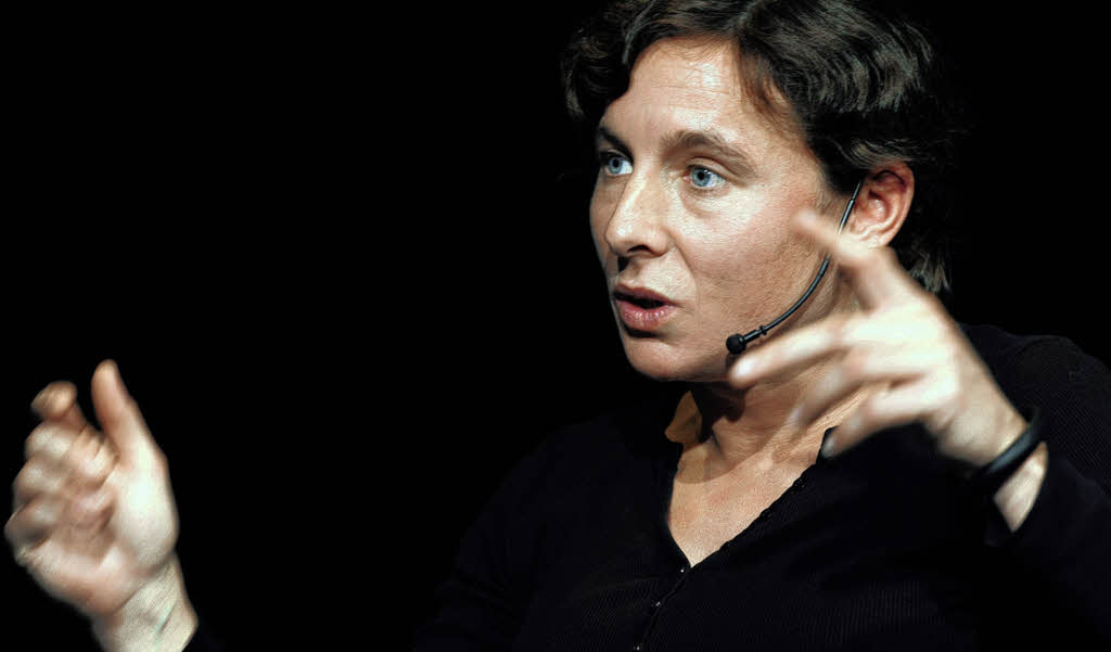 Juli Zeh bei "Nachgefragt": Auf die Schnelle ins Standesamt - Freiburg ...