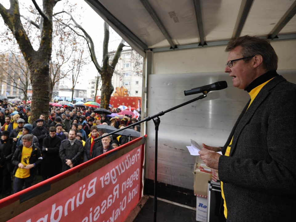 Demo Gegen Rassismus Und Rechte Gewalt Freiburg Badische Zeitung