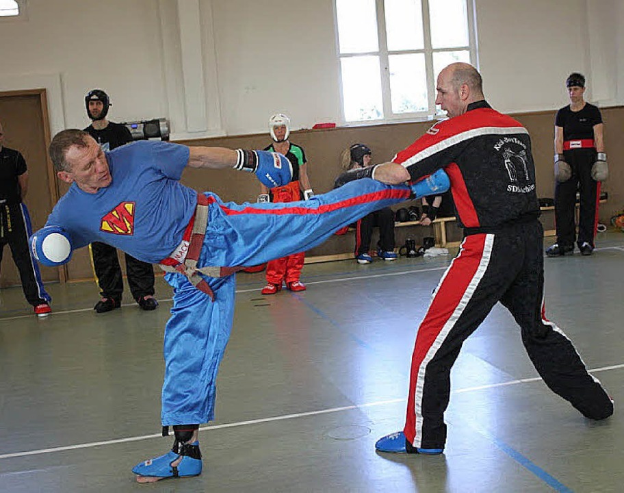 Training mit Supermack - Grenzach-Wyhlen - Badische Zeitung