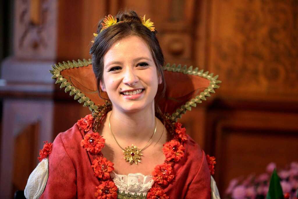 Sarah I. ist die neue Chrysanthemenkönigin - Lahr - Badische Zeitung