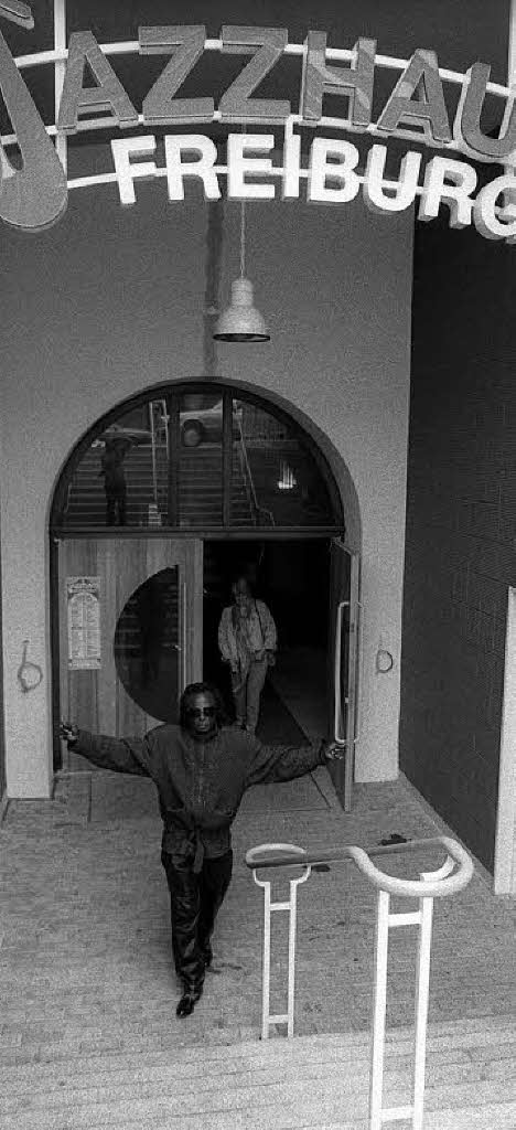 Jazzhaus-Fotograf Lothar Jung: „Ein beschützendes Gewölbe“ - Freiburg - Badische Zeitung