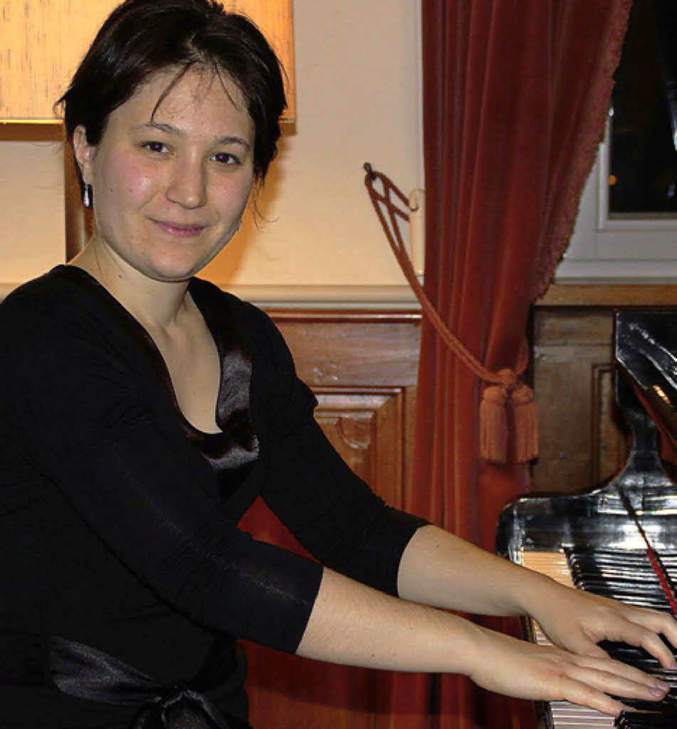 Virginia Rossetti: Junge Pianistin zeigte großes Können - Bad Säckingen ...