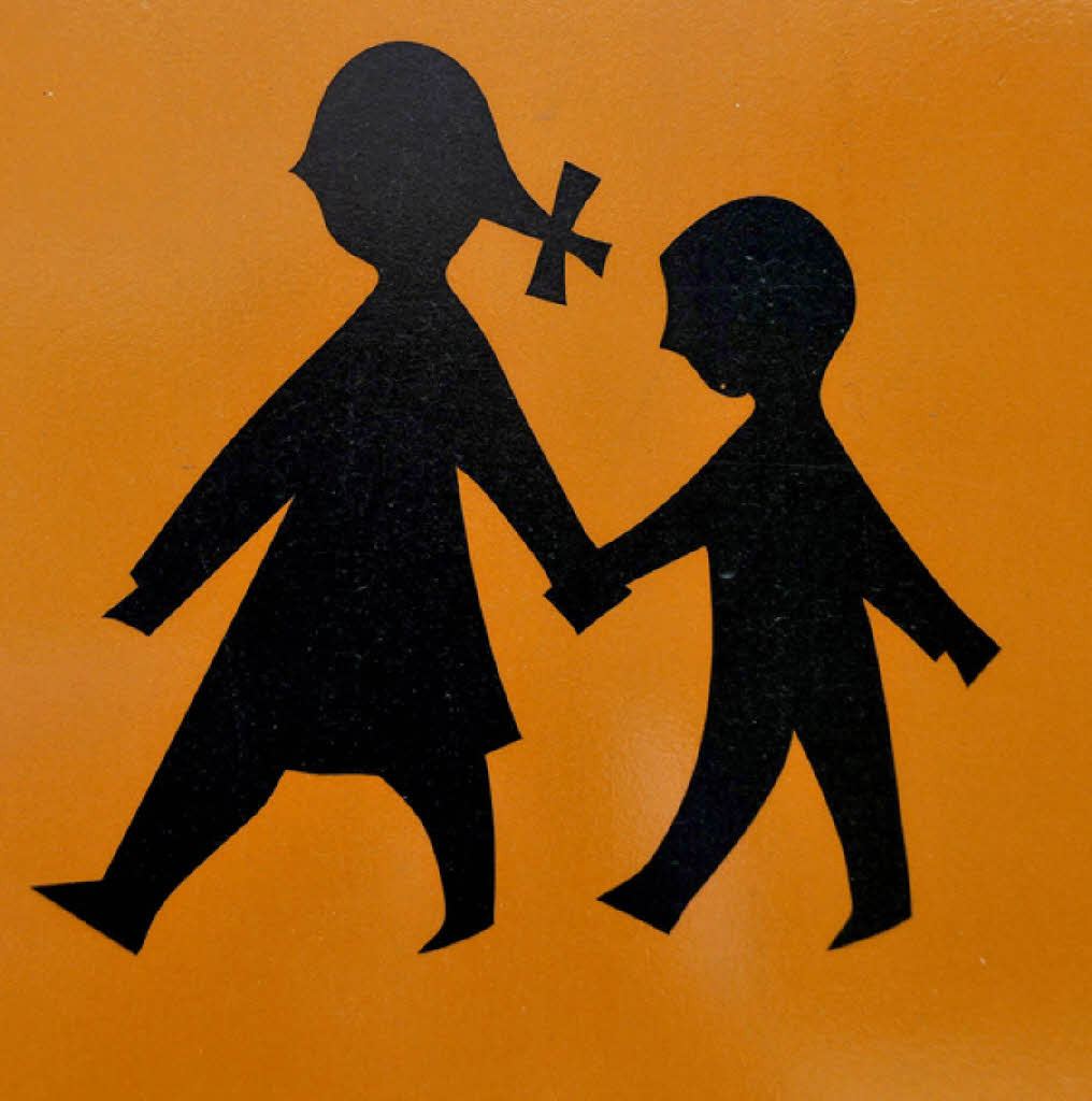 Drängeln an der Bushaltestelle - Zisch-Texte - Badische Zeitung