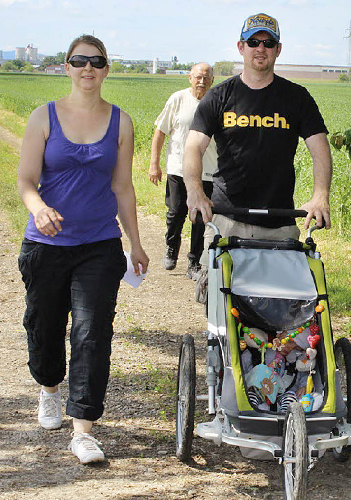 Hunderte zu Fuß und auf dem Rad - Kappel-Grafenhausen - Badische Zeitung