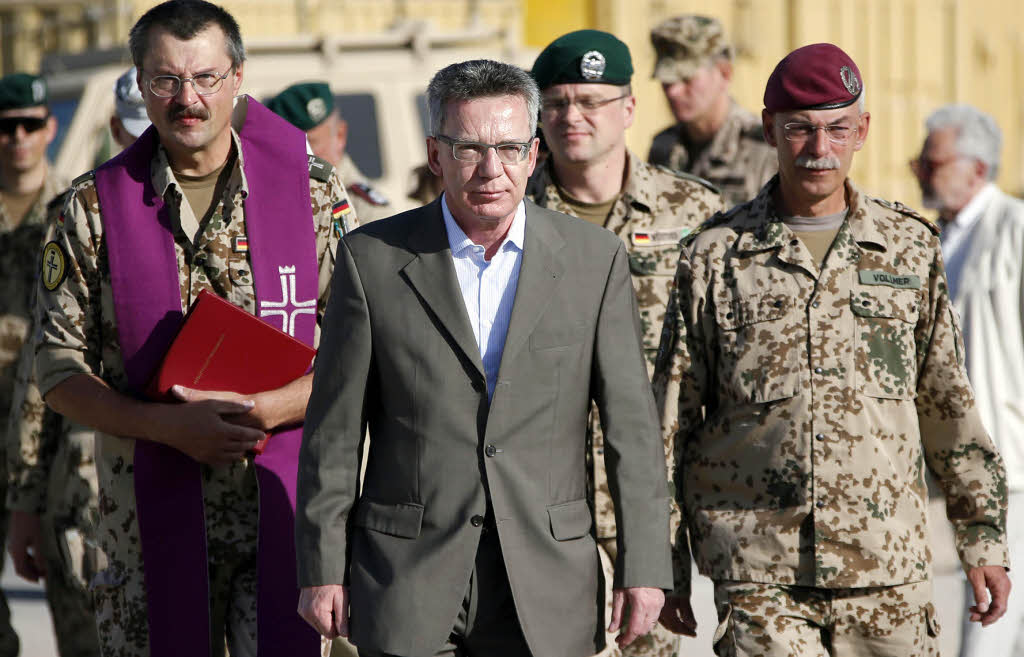 De Maizière wirbt für Gespräche mit der Taliban - Ausland - Badische ... De Maizière wirbt für Gespräche mit der Taliban - Ausland - Badische ...