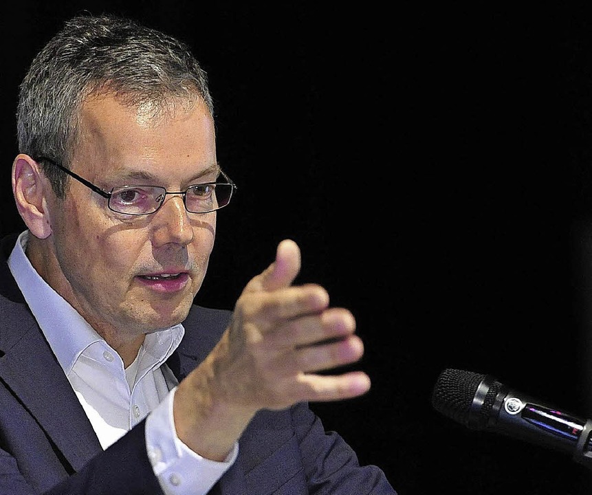 Der Ökonom, der die Ökonomen Versager nennt - Wirtschaft - Badische Zeitung