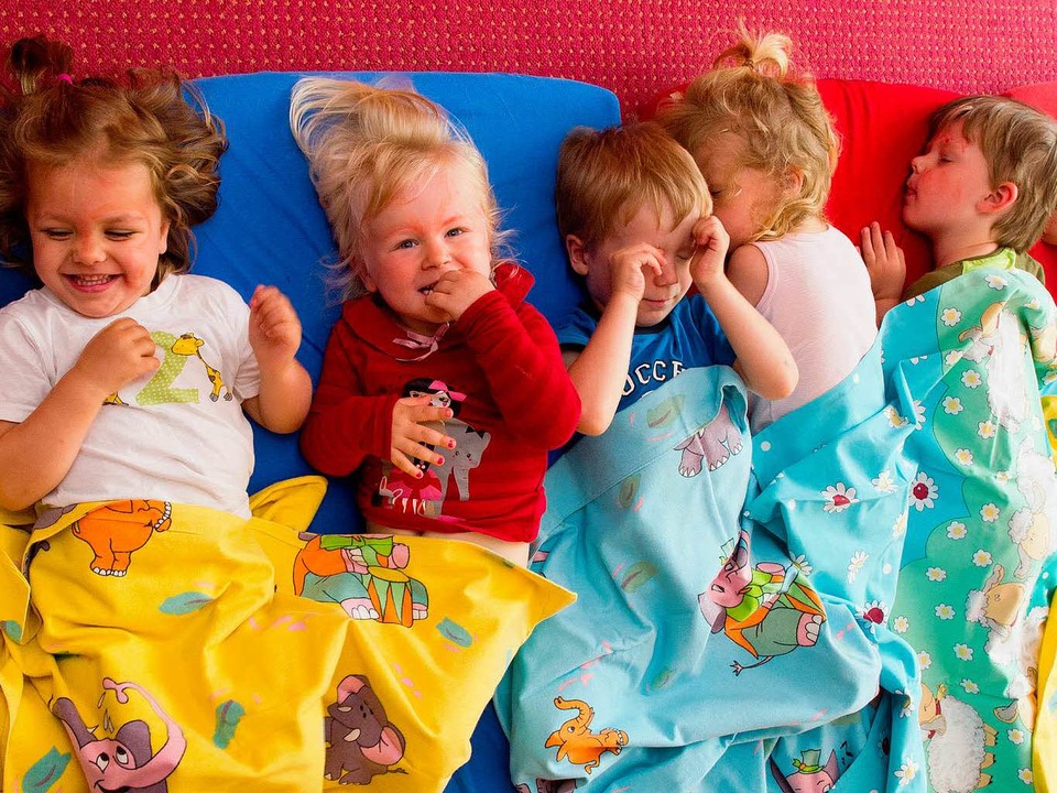 Städtetag: 100.000 Krippenplätze fehlen noch - Deutschland - Badische ...