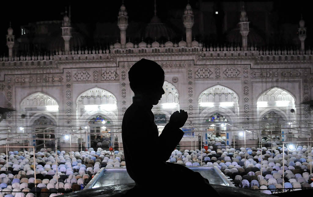 Beten und fasten – - Ausland - Badische Zeitung