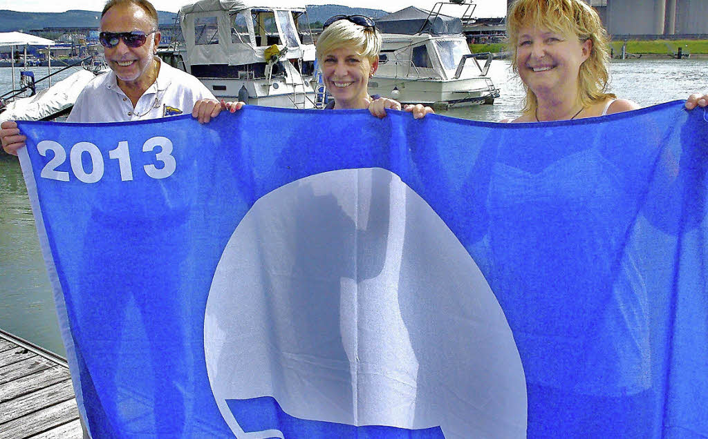 Blaue Fahne für Yachtclub - Grenzach-Wyhlen - Badische Zeitung