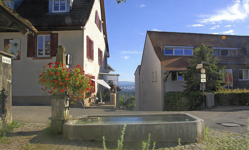 DER BRUNNEN - Weil am Rhein - Badische Zeitung