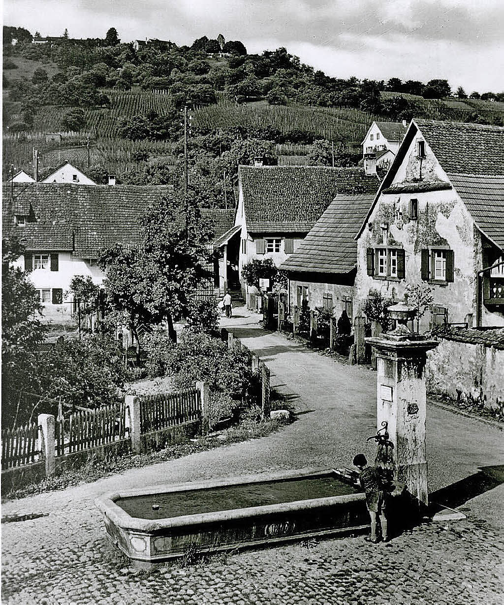 Der Junge am Brunnen - Weil am Rhein - Badische Zeitung