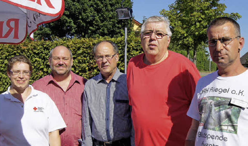 Klaus Schrodi ist der 10 000. Spender - Riegel - Badische Zeitung