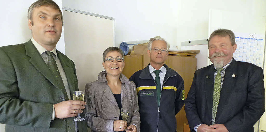 Thomas Emmerich als Leiter des Forstbezirks eingeführt - Titisee ...