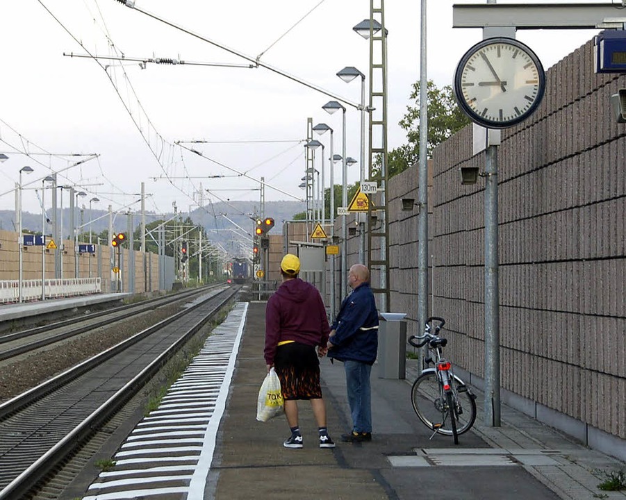 Bürgerin tritt für Halbstundentakt ein - Eimeldingen - Badische Zeitung