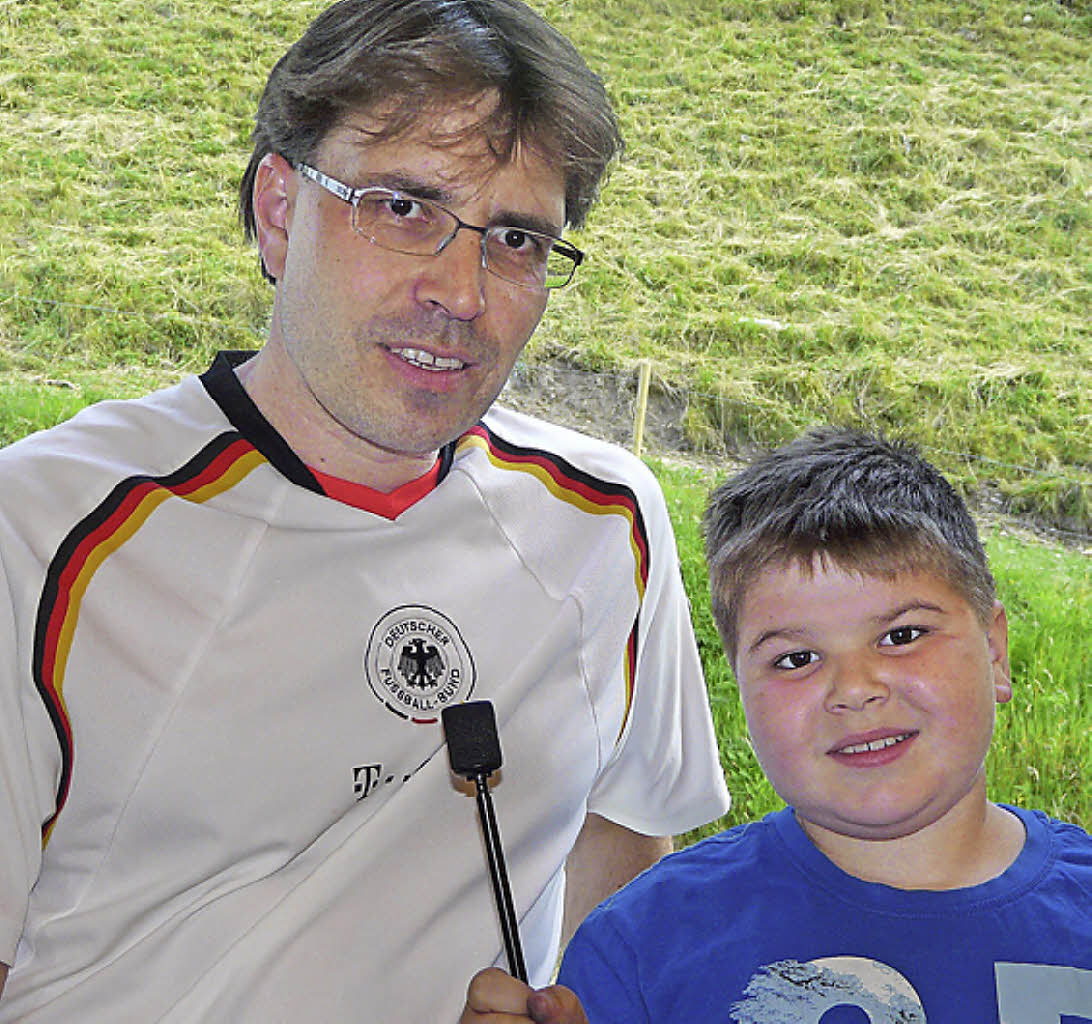 "Über 30 Jahre beim Grümpel dabei" - Zisch-Texte - Badische Zeitung