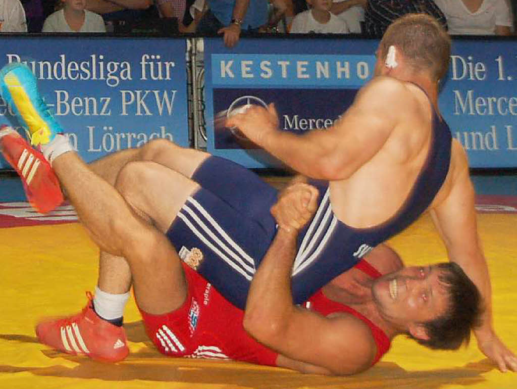 Ringen in Adelhausen: Erster Sieg – und mehr als Spitzensport - Rheinfelden - Badische Zeitung