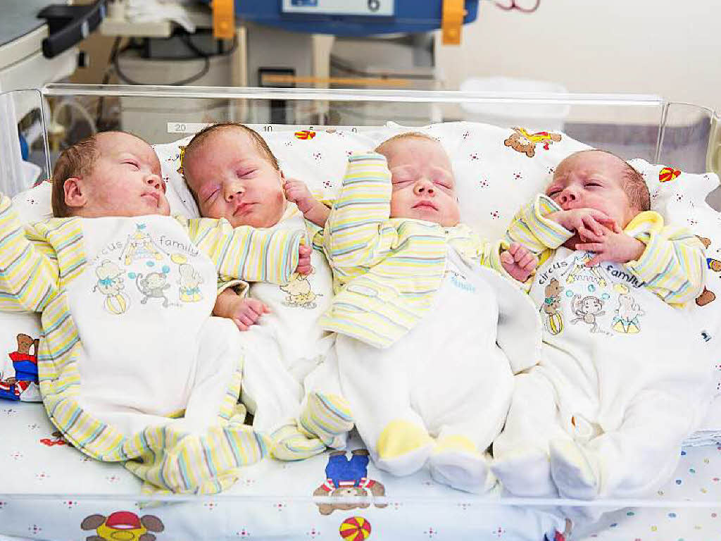 Alle wohlauf: Vierlinge erblicken in Freiburg das Licht der Welt ...