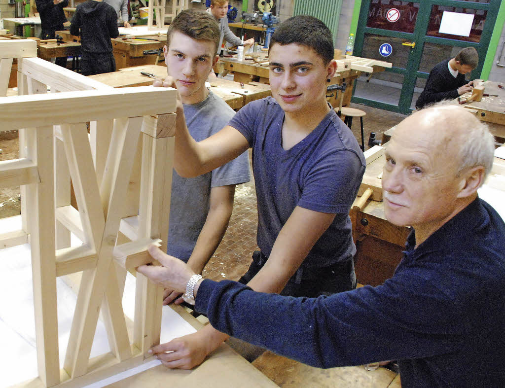 Vom Schüler zum Azubi - Beruf & Karriere - Badische Zeitung