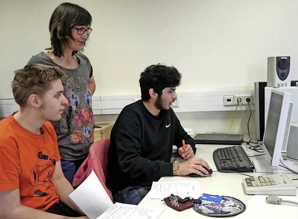 Schüler leiten eine Firma - Ehrenkirchen - Badische Zeitung