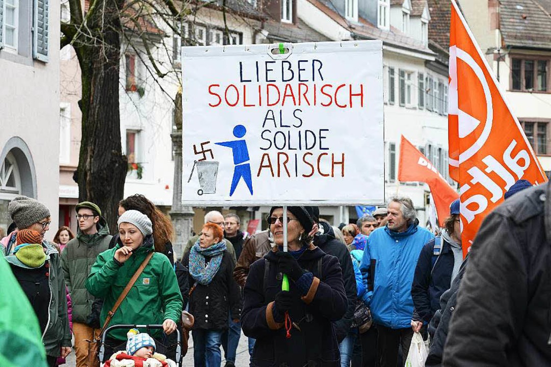 Freiburg Demonstriert Gegen Rassismus Und Gewalt Freiburg Badische