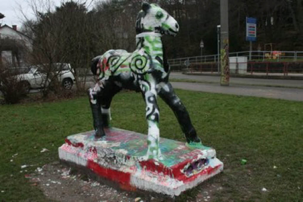 Eine Runde Mitleid fürs Holbeinpferd - Holbeinpferd (fudder) - Badische ...