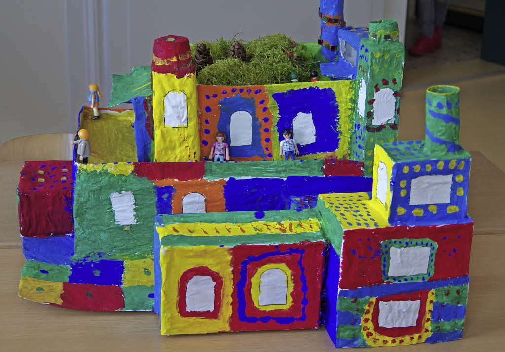 Schulen á la Hundertwasser - Zisch-Texte - Badische Zeitung