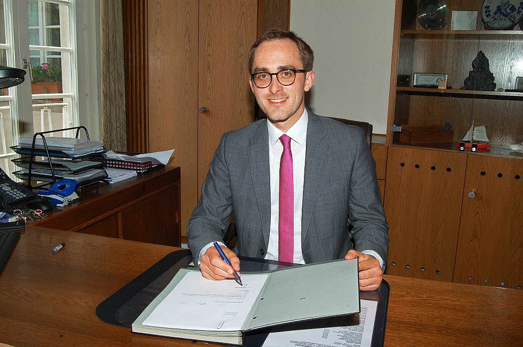 Benjamin Bohn ist seit einem Jahr Bürgermeister von Vogtsburg ...
