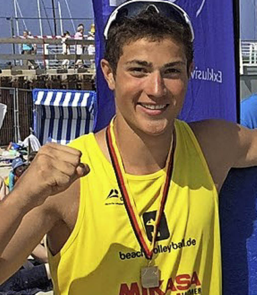 Der Freiburger Beachvolleyballer Sven Winter wird das dritte Mal in ...