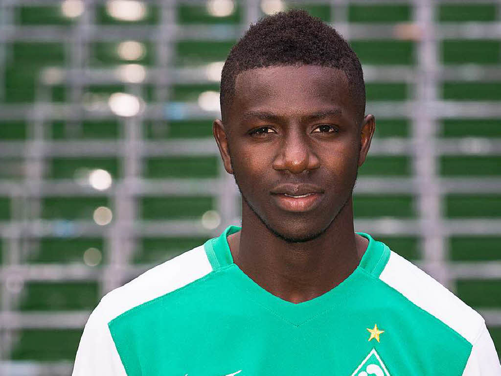 Flüchtling Manneh will bei Werder zum Star werden - 1. Bundesliga ...