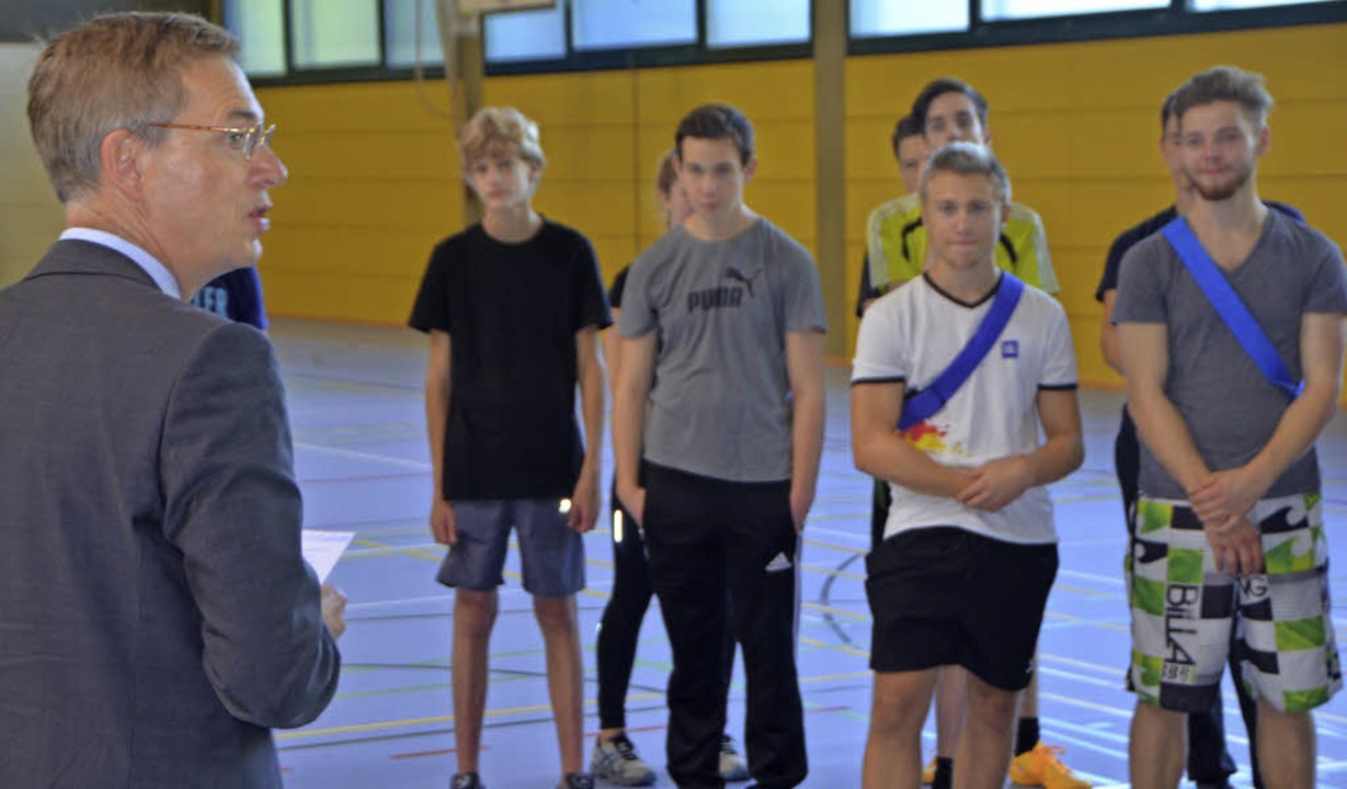 Der Ball rollt jetzt wieder - Emmendingen - Badische Zeitung