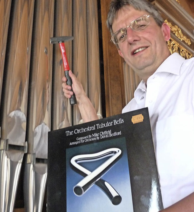 Mit dem Hammer an der Kirchenorgel - Rickenbach - Badische Zeitung