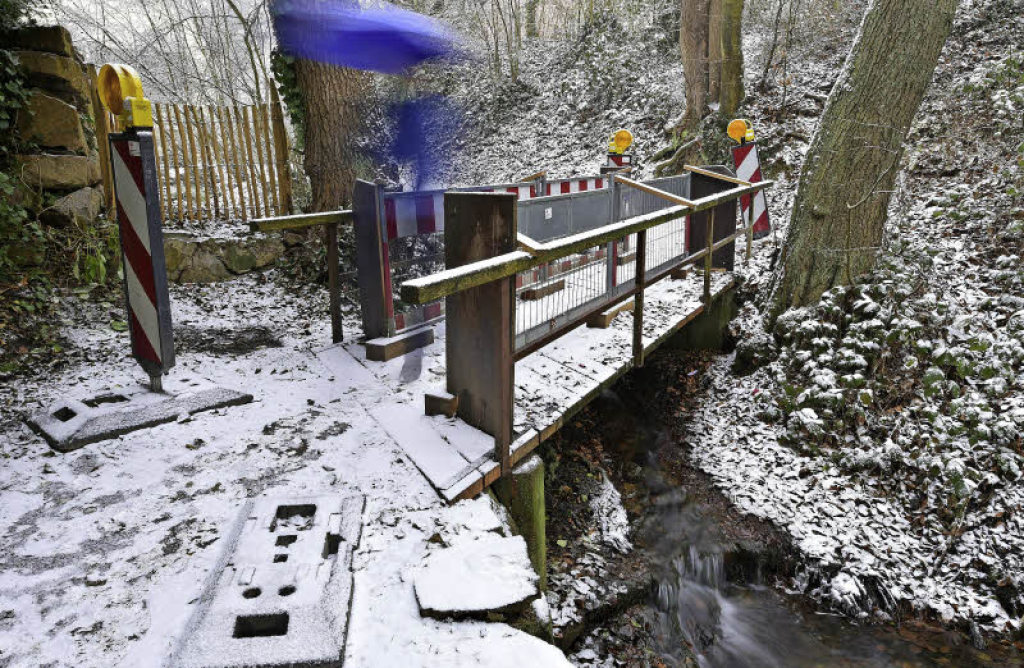 Maroder Steg an der Altbachschlucht wird saniert oder abgerissen ...