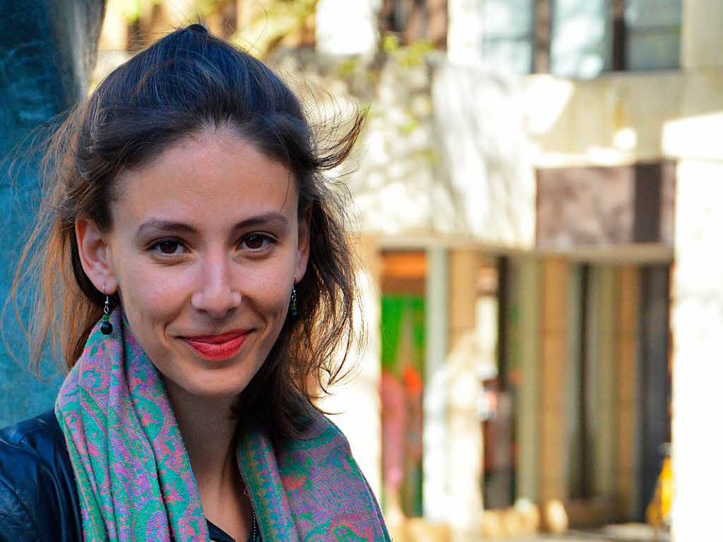 Lörrach: Neues Album: Lörracher Sängerin Céline Huber startet ...