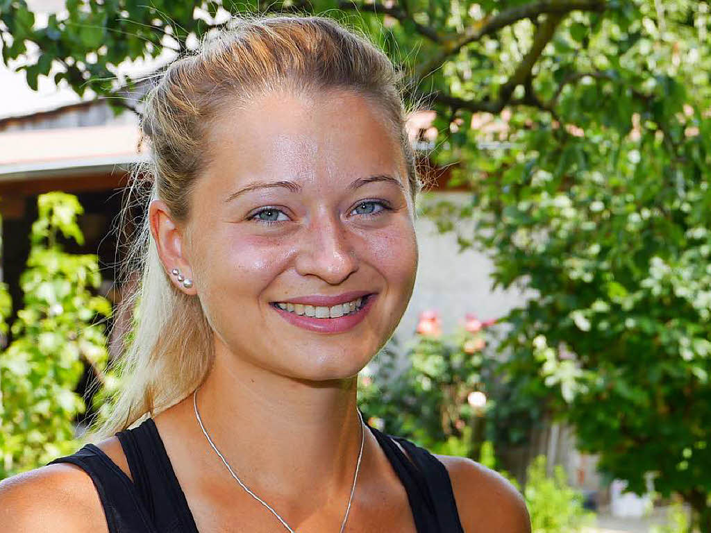 Kim-Lucy Rutz aus Kiechlinsbergen ist Badische Weinprinzessin ...