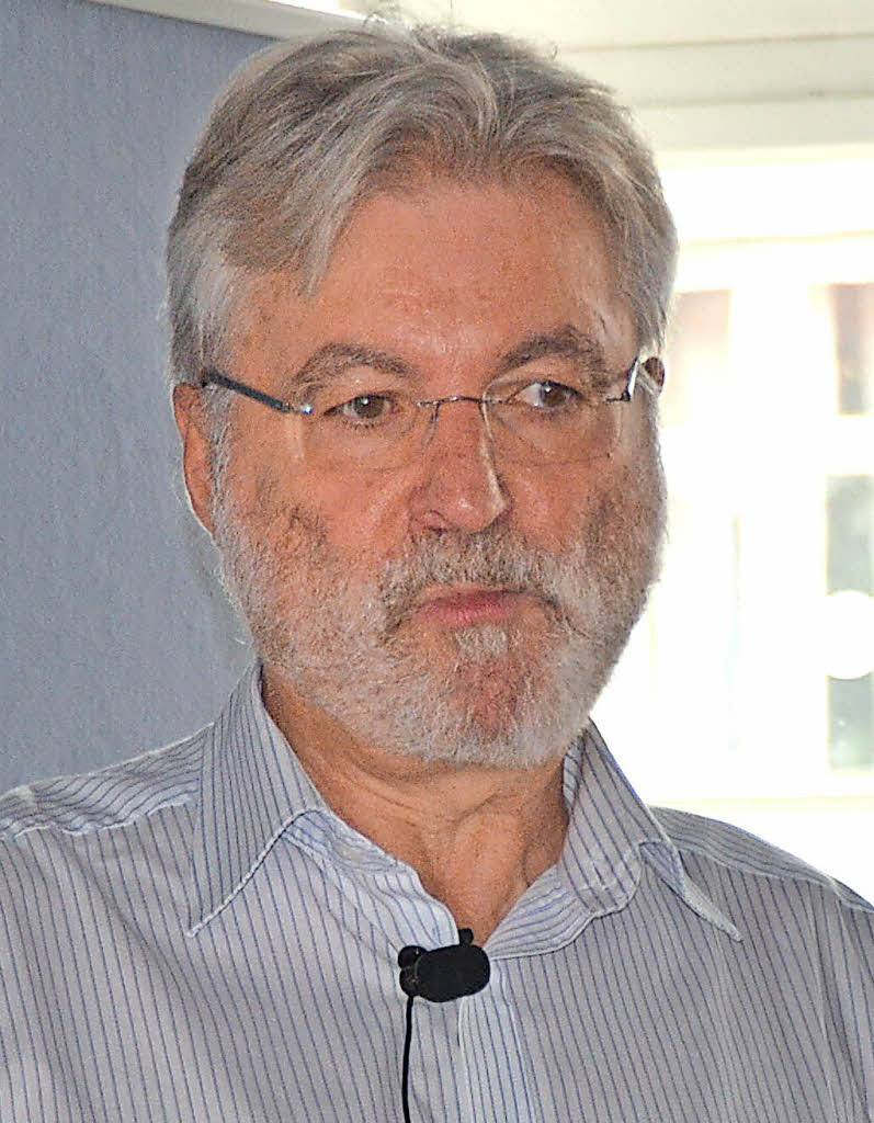 BZ-Herausgeber Thomas Hauser zu Gast in Lörrach - Lörrach - Badische ...