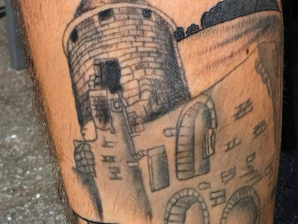 Warum Michael Siefert aus Lahr den Storchenturm auf der Wade hat - Lahr ...