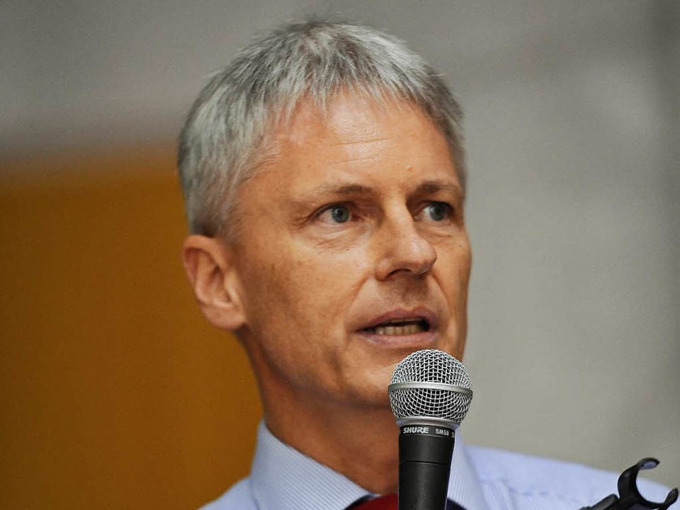 Michael Benitz bleibt Bürgermeister in Staufen - Staufen - Badische Zeitung